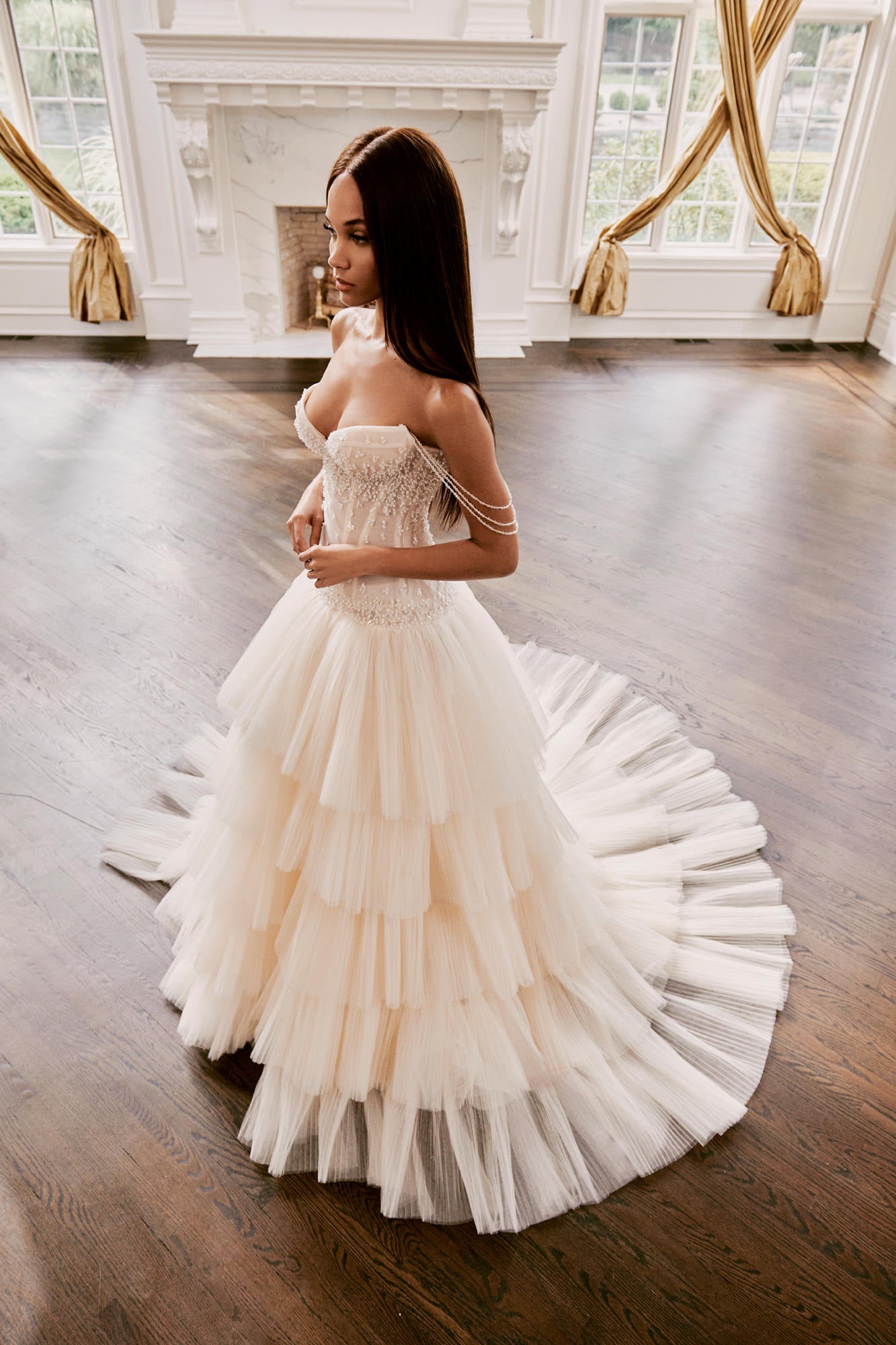 Diamond | Tulle Crystal Embellished Corset Wedding Dress