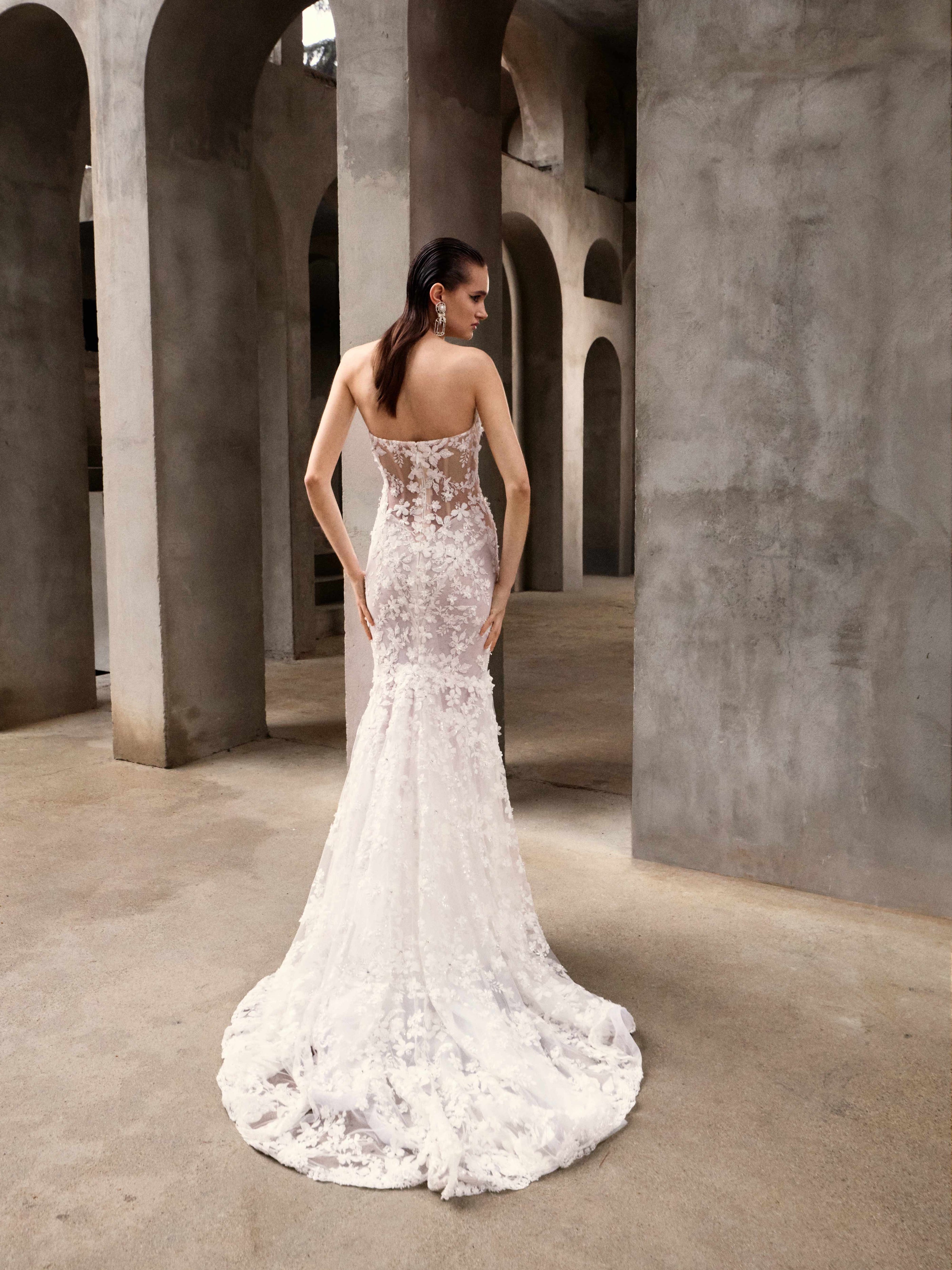 Lilith | 3D Embellished Lace Trumpet Wedding Dress