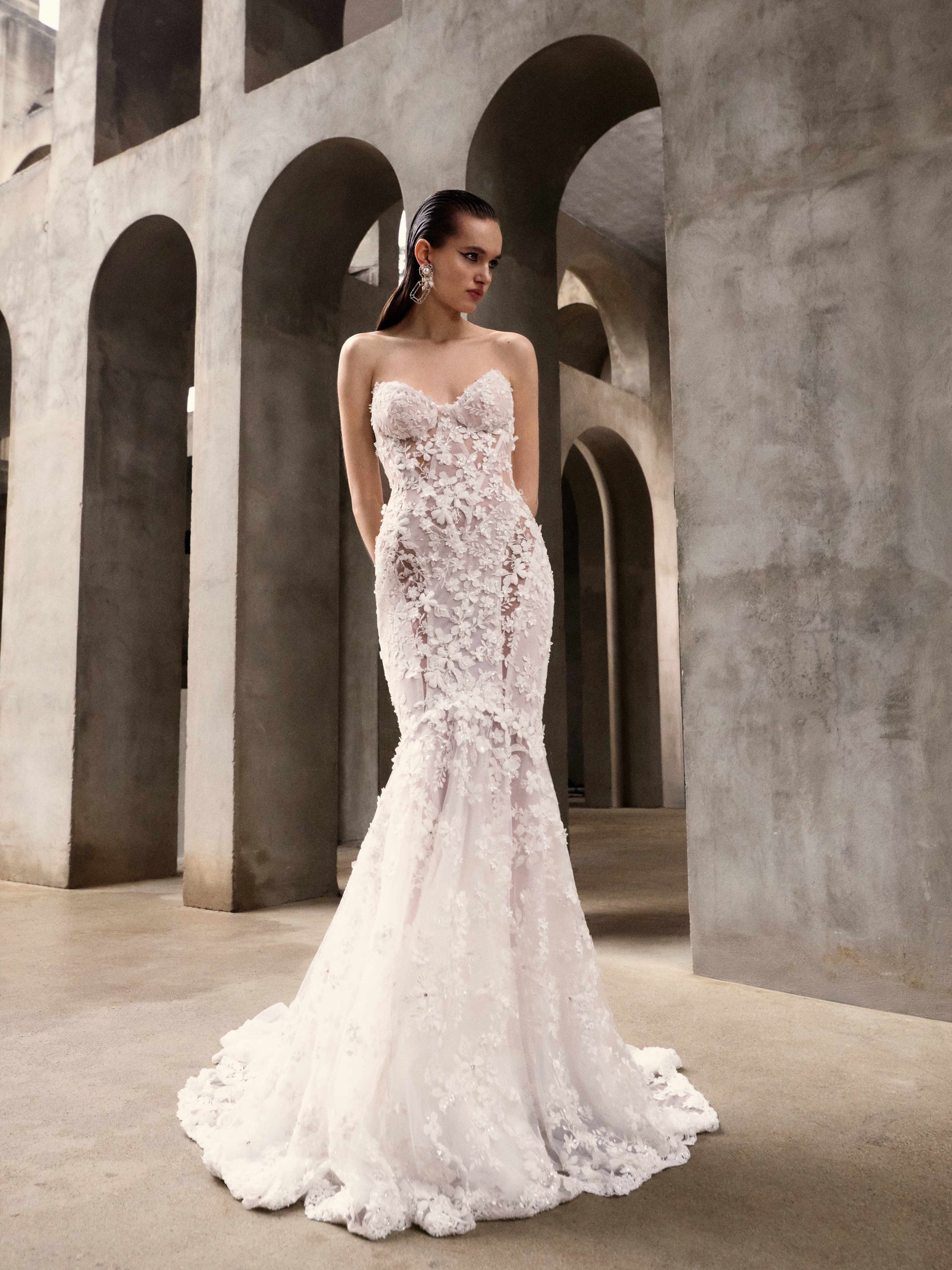 Lilith | 3D Embellished Lace Trumpet Wedding Dress