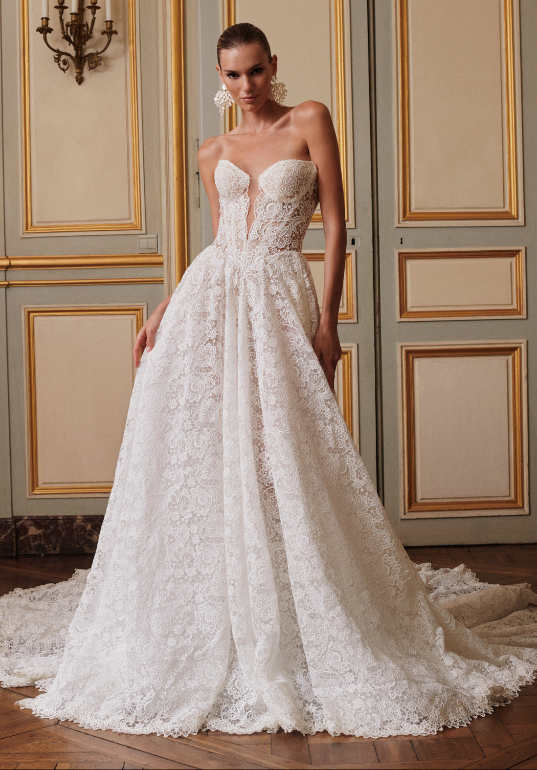 Opéra | Lace A-line Corset Wedding Dress